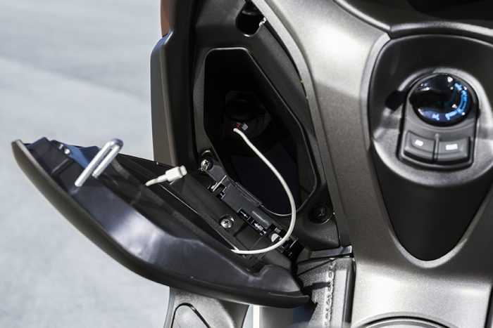 Welcome to Hong Leong Yamaha Motor | XMAX 250